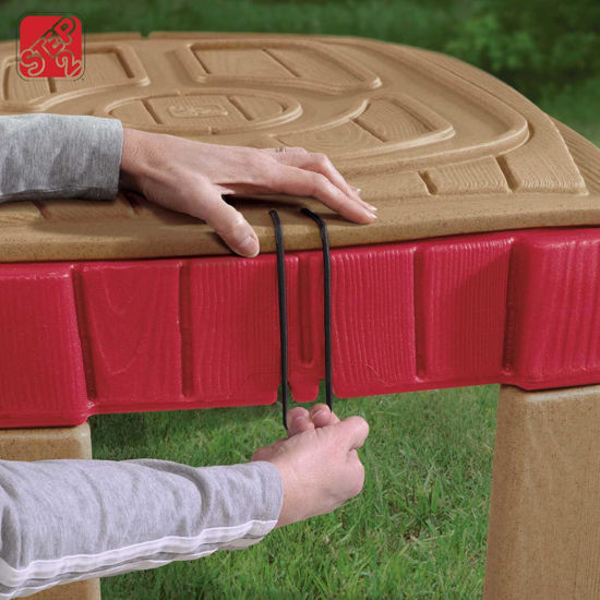 Toy. Naturally Playful Sand Table
