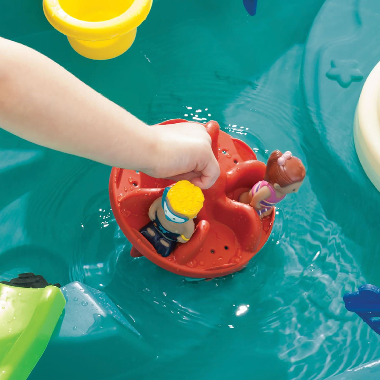 Toy. SPLISH SPLASH SEAS WATER TABLE