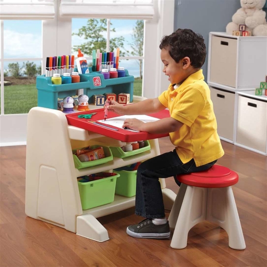 Toy. Flip & Doodle Easel Desk with Stool