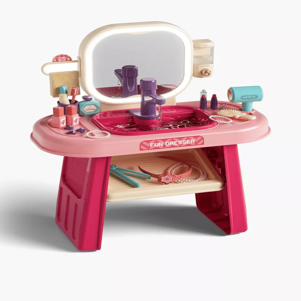 Toy. Girls dressing table