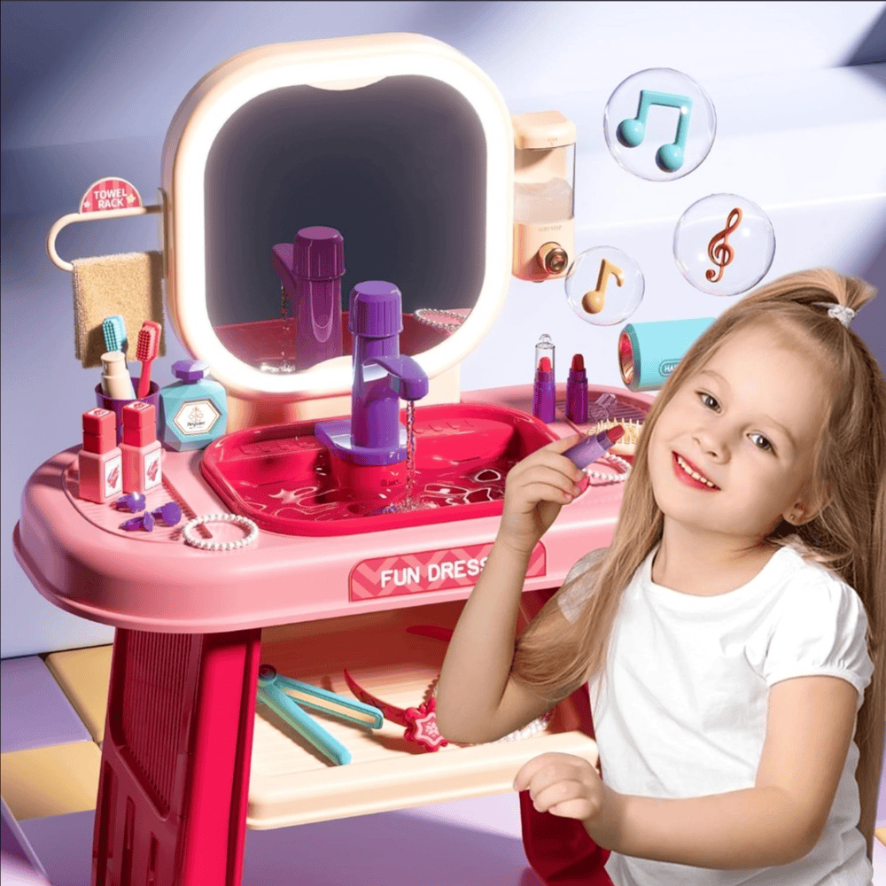 Toy. Girls dressing table