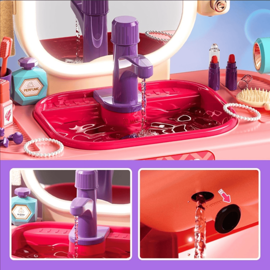 Toy. Girls dressing table