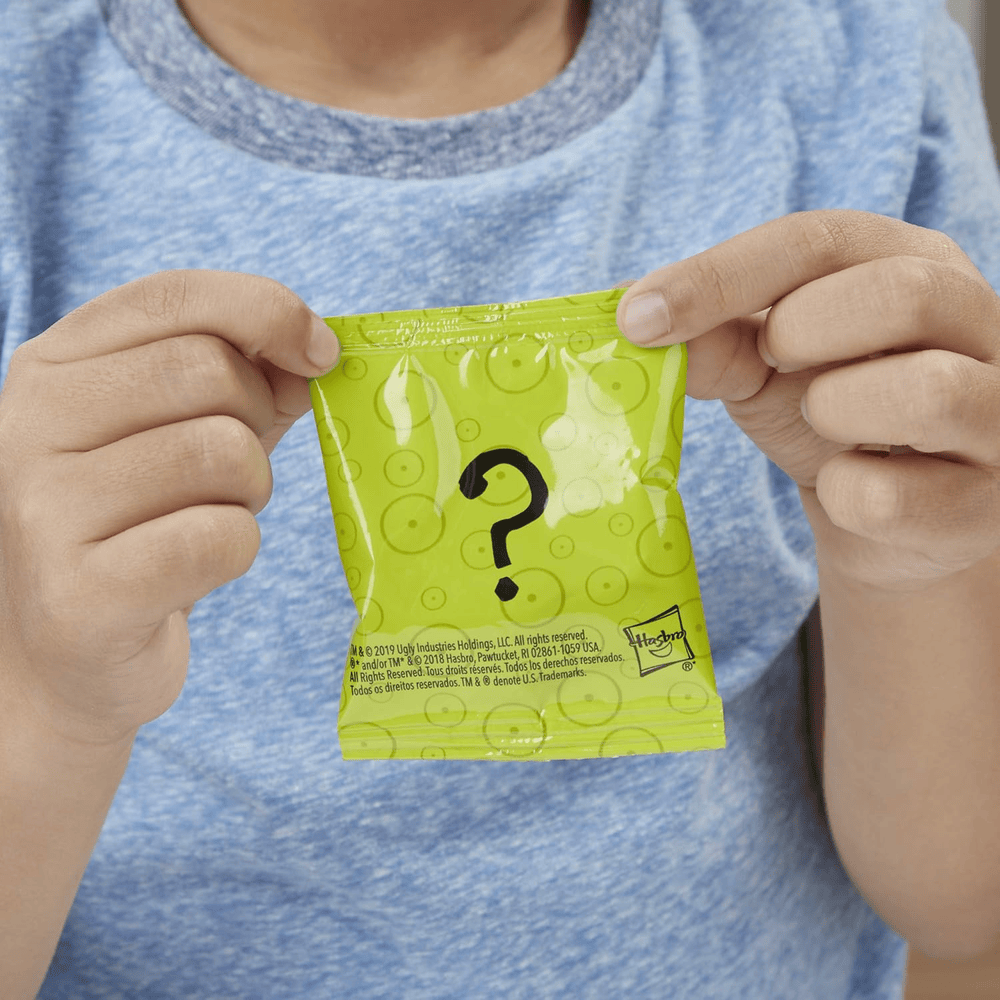 Toy. Hasbro Ugly Dolls Uglyville Set